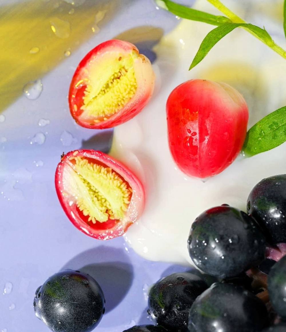 Sweet Mint Lip Balm | 100% Natural & Organic Lip Balm by eos